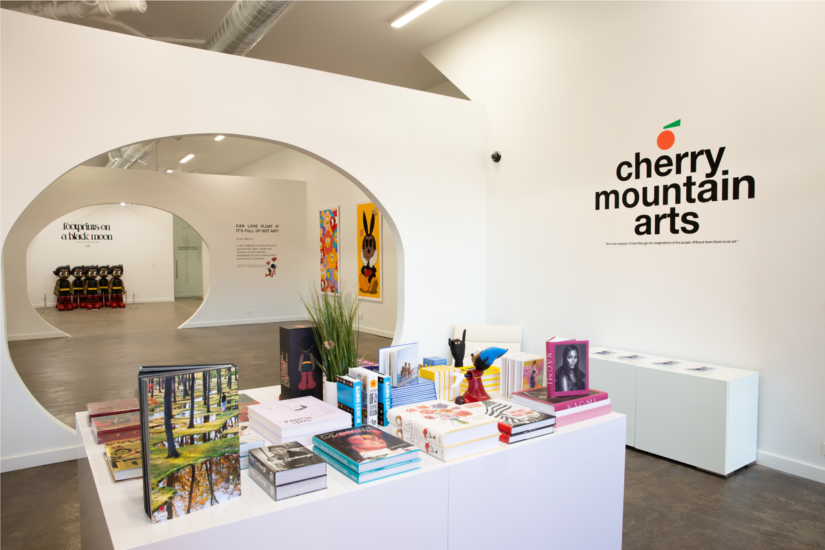 Exhibits – RELLO GALLERY